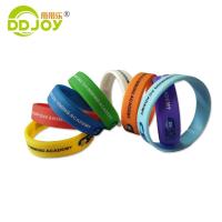 China Red Silicone Wristband for Events Solid Color Adult Size 202x12x2mm Custom Logo for sale