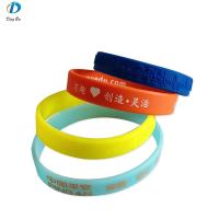 China Custom Silicone Wristband Bracelet 202x12x2mm ISO9001 Fundraising Event Promotional for sale