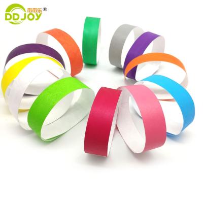 China Tear-Resistant Tyvek Paper Wristbands 250x25mm 250x19mm for Events for sale
