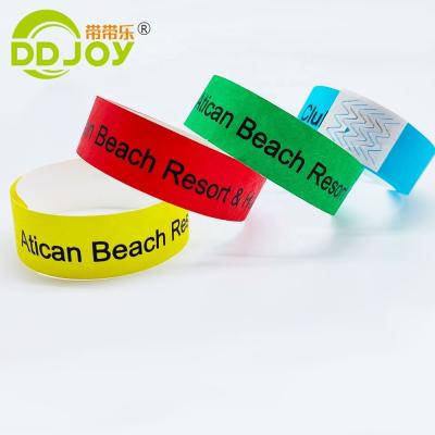 China Custom Tyvek Wristband 250x25mm Waterproof Disposable Arm Band for Holiday Events for sale
