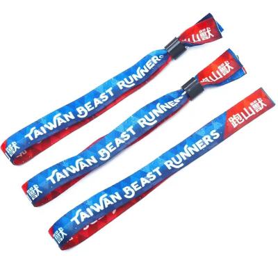 China Custom Logo Printed Satin Fabric RFID Wristbands 1.5x35 cm for Events Parties for sale