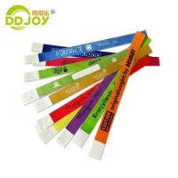 China Custom Tyvek Paper Bracelets Water Resistant Full Color Printing 250x25mm for Events for sale