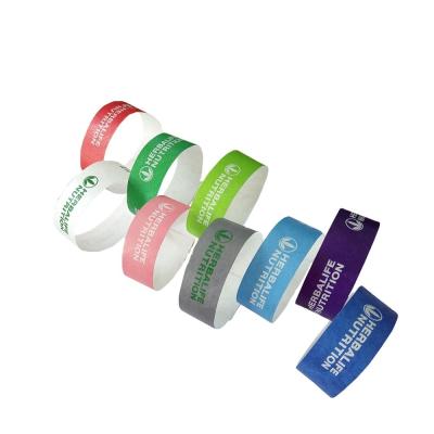 China Custom Tyvek Wristbands 250x25mm for Events Festivals Park Club Party Durable for sale