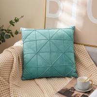 China 45×45cm Polyester Flannel Velvet Cushion Cover with 400g Filling for Sofa and Bed Decor for sale