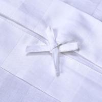 China Hotel Hospital 100% Cotton Bedding Set with 200TC-1000TC Thread Count and 3cm Stripe Design for Commercial Use for sale