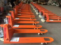 China Compact Hand Pallet Truck 3000kg Manual Pallet Jack In Logistics Centers for sale