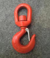 China 360 Degree Rotating Chain Sling Hook G80 Crane Hoist Hook With Latch for sale