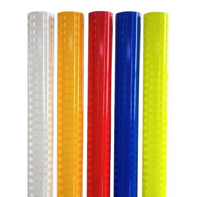 China Diamond-Grade Reflective Film for Traffic Signs and Road Safety with Full-Cube Prismatic Reflection for sale