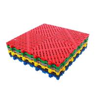 China Interlocking Checkered Garage Flooring 50x50cm 6mm Thick for Workshop Gym Showroom for sale