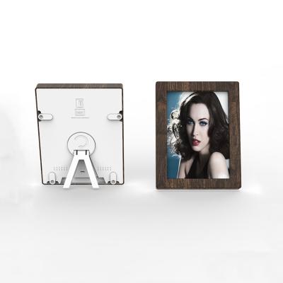 China Fast 7.5W 10W Picture Frame Wireless Charger Widely Compatible for sale