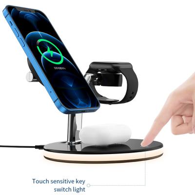 China Customised 5w 10w 15w Magnetic Wireless Charger 3 En 1 For Iphone for sale