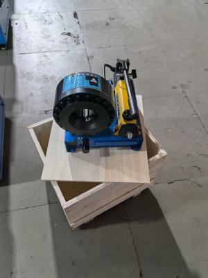 China 1 Inch Durable Manual Hose Crimping Machine / Hose Crimper Producing Max Pressure 35Mpa Satisfaction With 7 Dies for sale