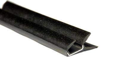 China Watertight Automotive Rubber Door Weatherstrip Co-Extruded Plastic Seal -30°C to 70°C for sale