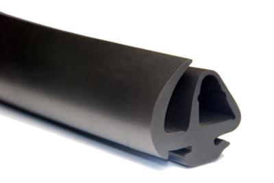 China EPDM TPE Extruded Rubber Door Seal Gaskets 70 Shore A for Container for sale