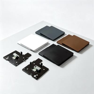 China Hardware Kit for  Roller Shade, Steel Mounting Bracket with Decorative Cover for sale