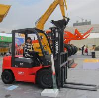 China 3 Ton Diesel Forklift Truck with Mitsubishi Hydraulic Pump Multi Sealing System 3000kg Capacity for sale
