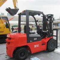 China XGMA 3 Ton Diesel Forklift 3000kg Capacity 3 Stage Mast 4.5m Lifting Height for sale