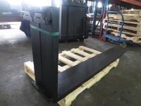 China Fork Truck Forks 920-1150mm Frame Width for Forklift Side Shifting 3000-4500kg Capacity for sale