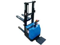 China Pedal Operation Electric Stacker Truck 2 Ton Capacity 4.5m Lifting Height AC Motor for sale