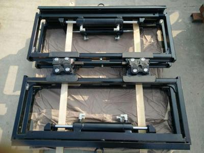 China Zinc Plated Fork Positioner 2500kg Capacity 600mm Load Center Forklift Attachment for sale