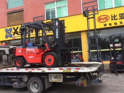 China XGMA 3 Ton Diesel Forklift Truck 3 Stage Mast 3000mm Lifting Height Heavy Duty Driving Axle for sale