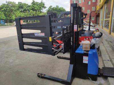 China Customized 24V AC Electric Stacker Truck 1.5 Ton 3000mm Lifting Height for sale