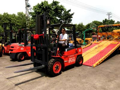 China XGMA 3 Ton Diesel Forklift 3-6m Lifting Height Paper Roll Handling for sale