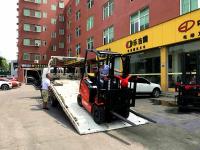 China Full Electric Battery Powered Forklift For Factory 2000 Kg Loading for sale