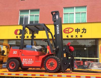 China XGMA CPD30 Diesel Forklift 3500kg Capacity 3000mm Lifting Height for sale