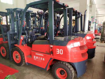 China Compact Structure 3 Ton Forklift 3000mm Max Lifting Height With Superior Passage Capacity for sale