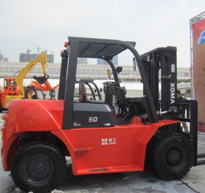 China 7 Ton Diesel Forklift Pneumatic Standard Tire Internal Combustion 3000mm Lifting Height for sale