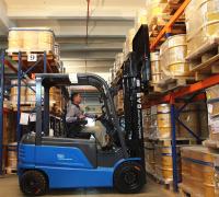 China BYD CPD35 3.5 Ton Electric Forklift Dual Motor Lithium Battery 80V 540Ah for sale