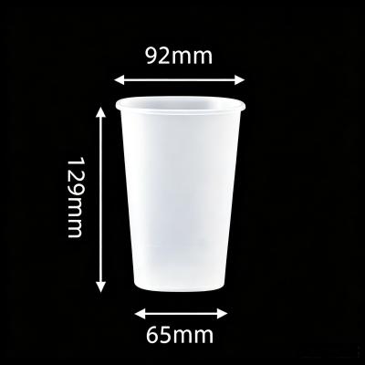 China Crack Resistant PP Injection Cups 92mm Frosted Square Modern Geometric Design 650ml for sale