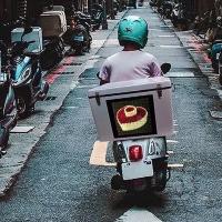 China Full Colour P3 Square Led Screen Display 10w For Food Deliver Scooter 3G 4G for sale