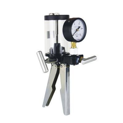 China Handheld Hydraulic Pump Calibration 25Mpa Digital Pressure Gauge Calibrator for sale