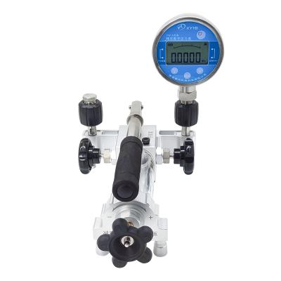 China Portable Hydraulic Pressure Calibration Pump 0-70Mpa Manual Pressure Source for Instrument Testing for sale