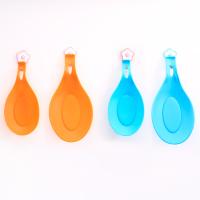 China Orange Silicone Spoon Rest Utensil Holder Sustainable Rubber Spoon Rest for sale