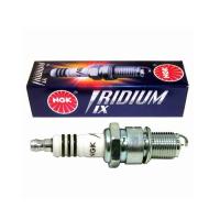 China Original NGK Motorcycle Iridium Spark Plugs 93921 CPR6EAIX-9S for Honda Wave 125 for sale