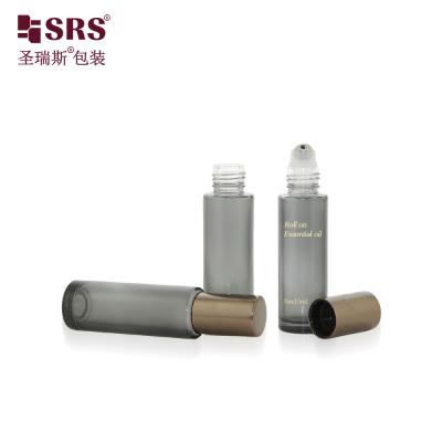China 15ml Glass Roll on Bottle Portable Empty Essential Oil Bottle With Multiple Caps Option for sale