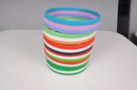China Custom 3 Color Segmented Silicone Wristband 202x12x2mm Country Flag Bracelet for sale
