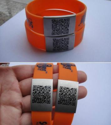 China Custom Color Sport Medical ID Bracelet with QR Code Stainless Steel Clasp 240mm for sale
