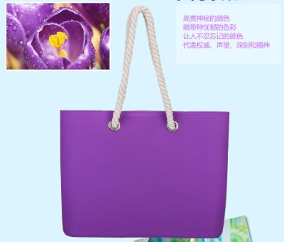 China Wholesale Waterproof Silicone Beach Bag 35x30cm Eco-Friendly Custom Pantone Colors for sale