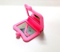 China Custom Silicone Mirror Wallet 9.7x8.5x1.5cm Eco-Friendly Promotional Gift for sale