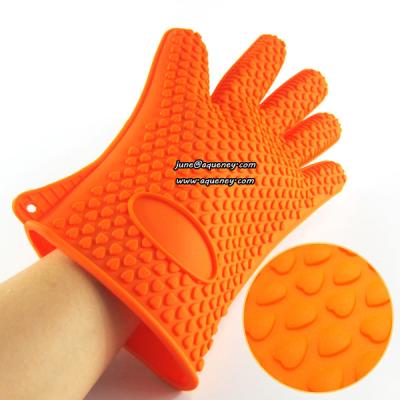 China Custom Food Grade Silicone Gloves Heat Resistant 446F Oven Mitts Kitchen Baking for sale