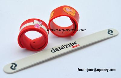 China Custom Silicone Snap Band 20mm Width with Logo Print Eco Friendly Non Toxic Soft Bracelet for sale