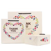 China Custom Printed Kraft Paper Gift Bags 3 Sizes Recyclable Promotional Packaging for sale