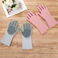 China Food Grade Silicone Scrubbing Brush Gloves Heat Resistant to 250°C Non Stick Dishwasher Safe for sale