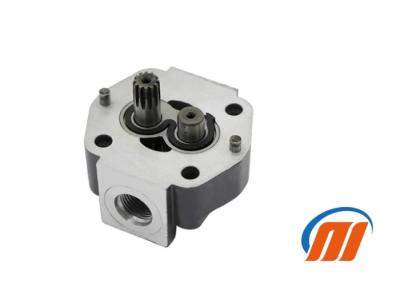 China GEAR / PILOT PUMP EXCAVATOR PUMPS 4472007 ZX70/ EXCAVATOR SPARE PAPRTS for sale