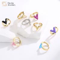 China Glossy Enamel 18K Gold Plated V Letter Ring Adjustable Open Resizable for sale