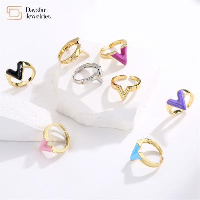 China Glossy Enamel 18K Gold Plated V Letter Ring Adjustable Open Resizable for sale